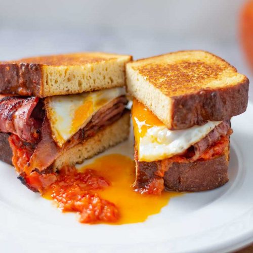 Keto Bacon And Egg Sandwich Easy Low Carb Classic Breakfast Recipe